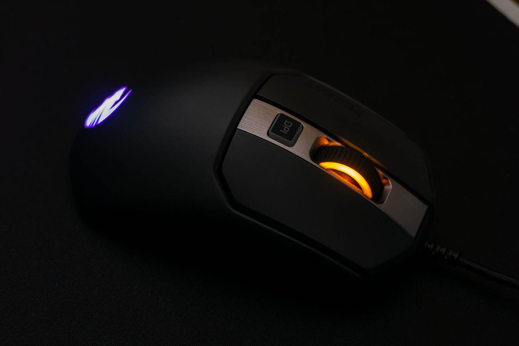 Roccat Kain 100 und Kain 120 Aimo im Test - Hardware-Helden