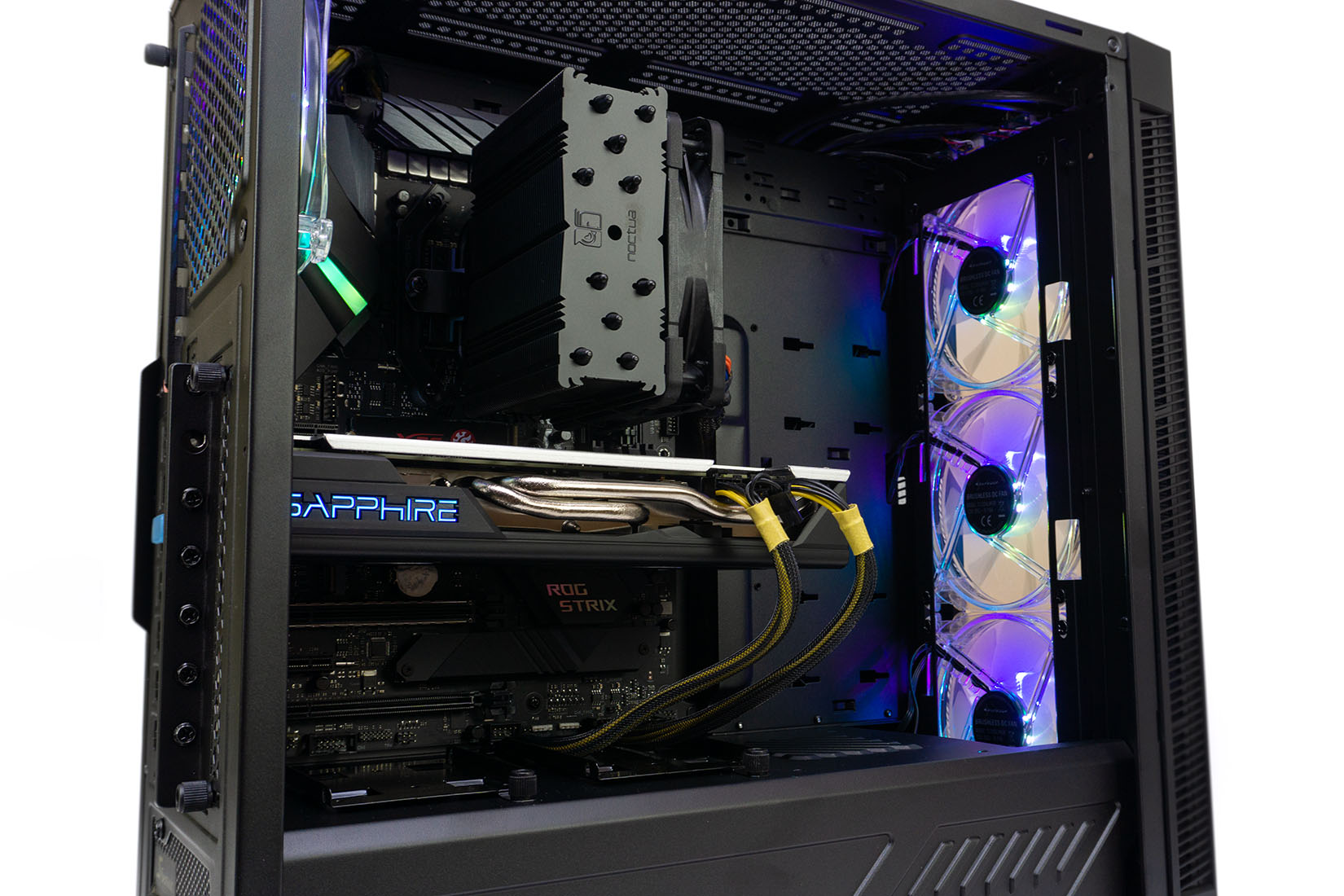 Sharkoon TG5 Pro RGB im Test - Hardware-Helden