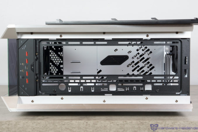 ASUS ROG Strix Helios im Test - Hardware-Helden