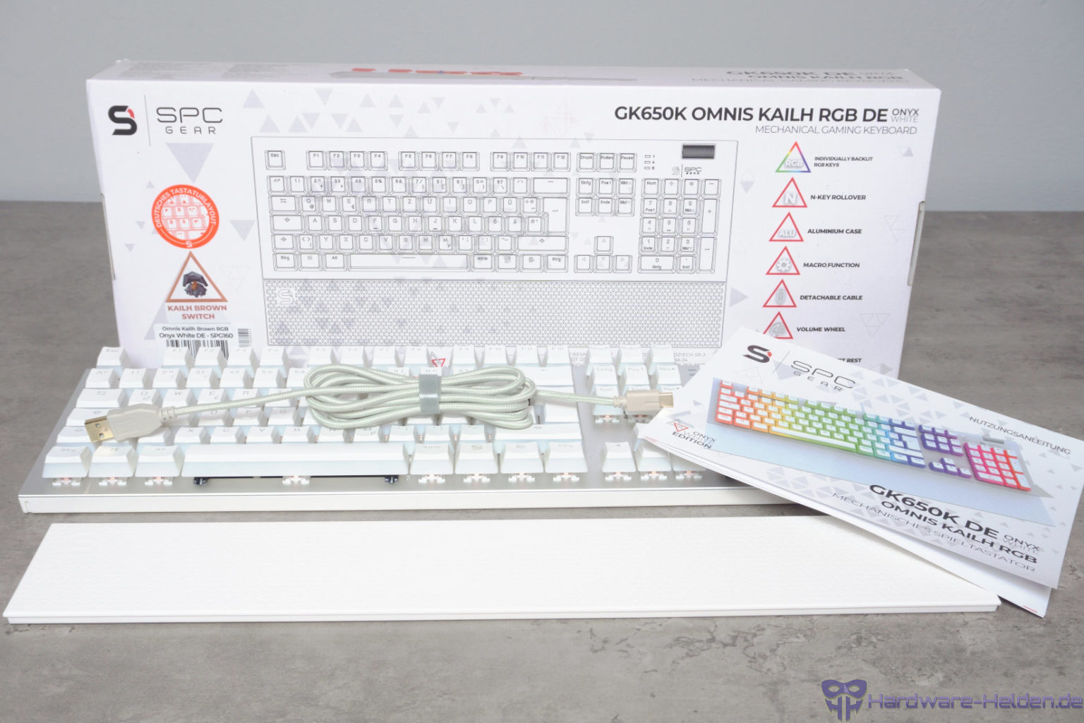 SPC Gear GK650K Omnis RGB Onyx White Pudding Edition im Test - Hardware ...