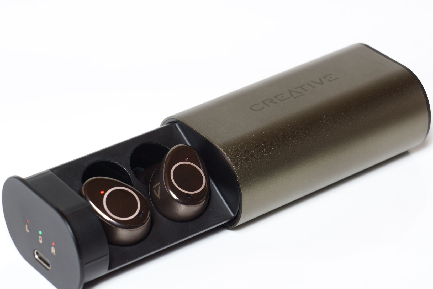 Creative Outlier Pro im Test - Hardware-Helden