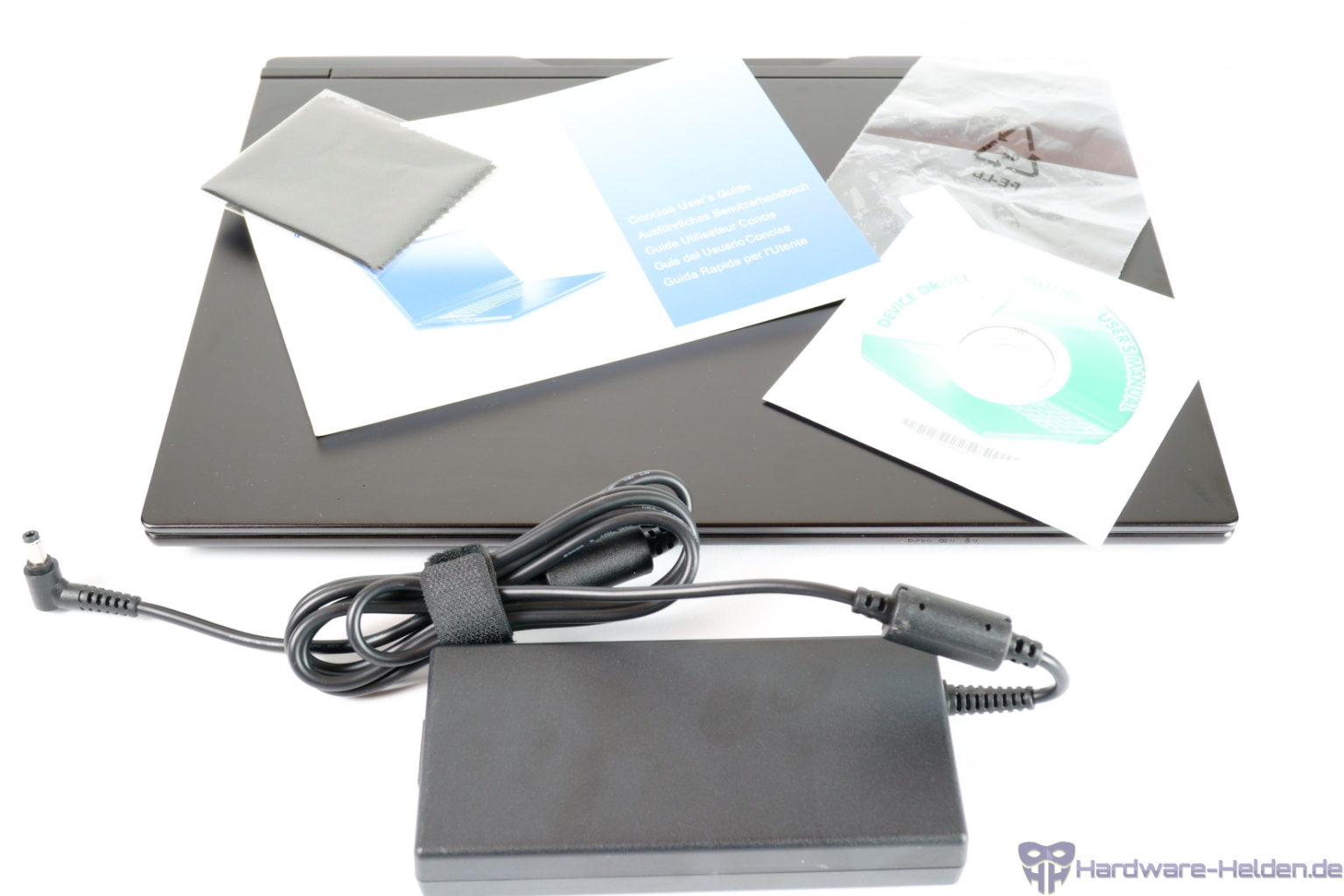 MIFCOM Gaming Laptop i9-13900H - RTX 4070 im Test - Hardware-Helden