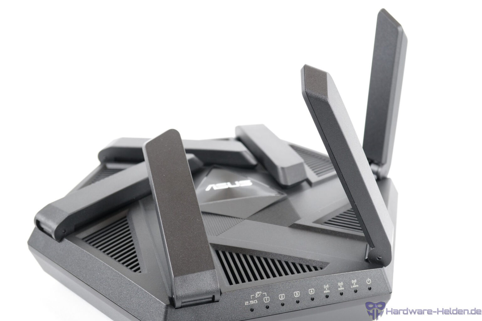ASUS RT-AXE7800 TriBand WiFi 6E Router im Test - Hardware-Helden