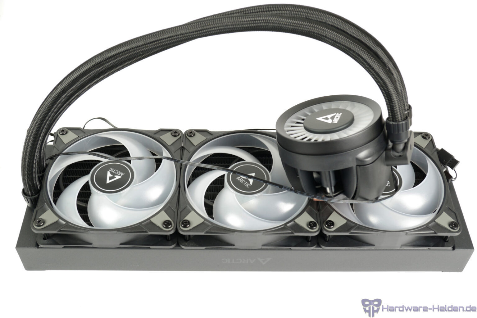 Arctic Liquid Freezer III 360 A-RGB im Test - Hardware-Helden