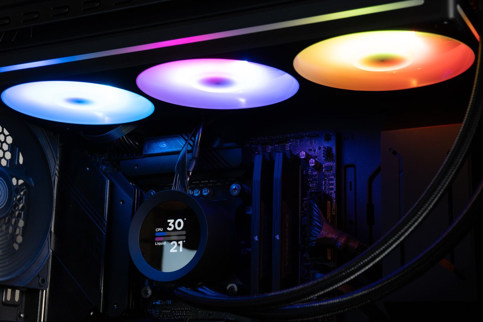 NZXT Kraken Plus 360 RGB im Test - Hardware-Helden